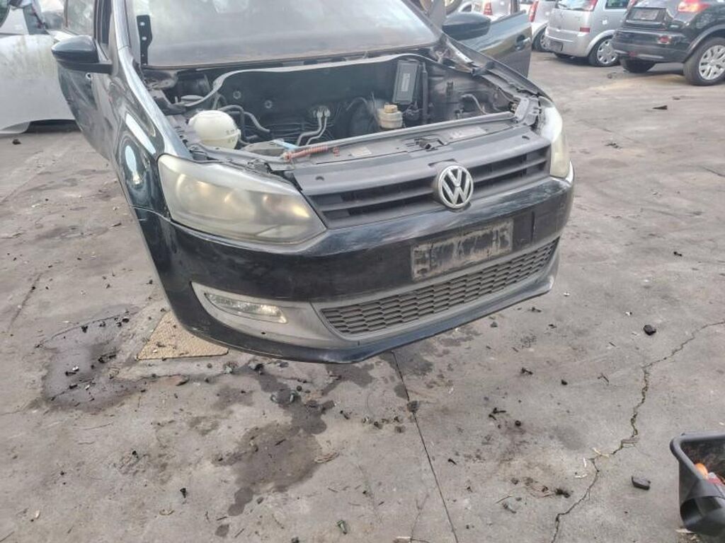 KOMPLETAN AUTO ZA VOLKSWAGEN POLO OD 2010. DO 2015. GOD. | SERVIS I
