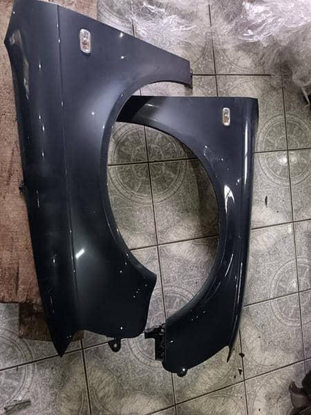 KRILA ZA AUDI A4 OD 2006. DO 2009. GOD. | SERVIS I POLOVNI DELOVI ZA