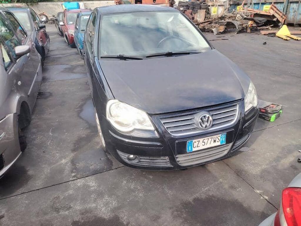 KOMPLETAN AUTO ZA VOLKSWAGEN POLO OD 2005. DO 2010. GOD. | SERVIS I