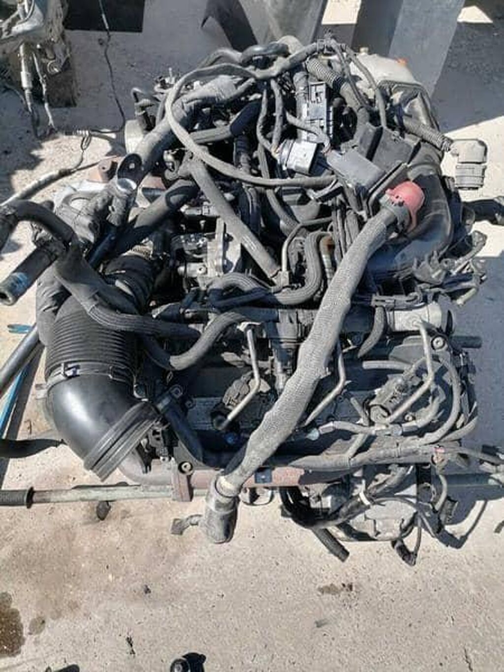 KOMPLET MOTOR ZA VOLKSWAGEN PHAETON | Far, maska,hauba,branik