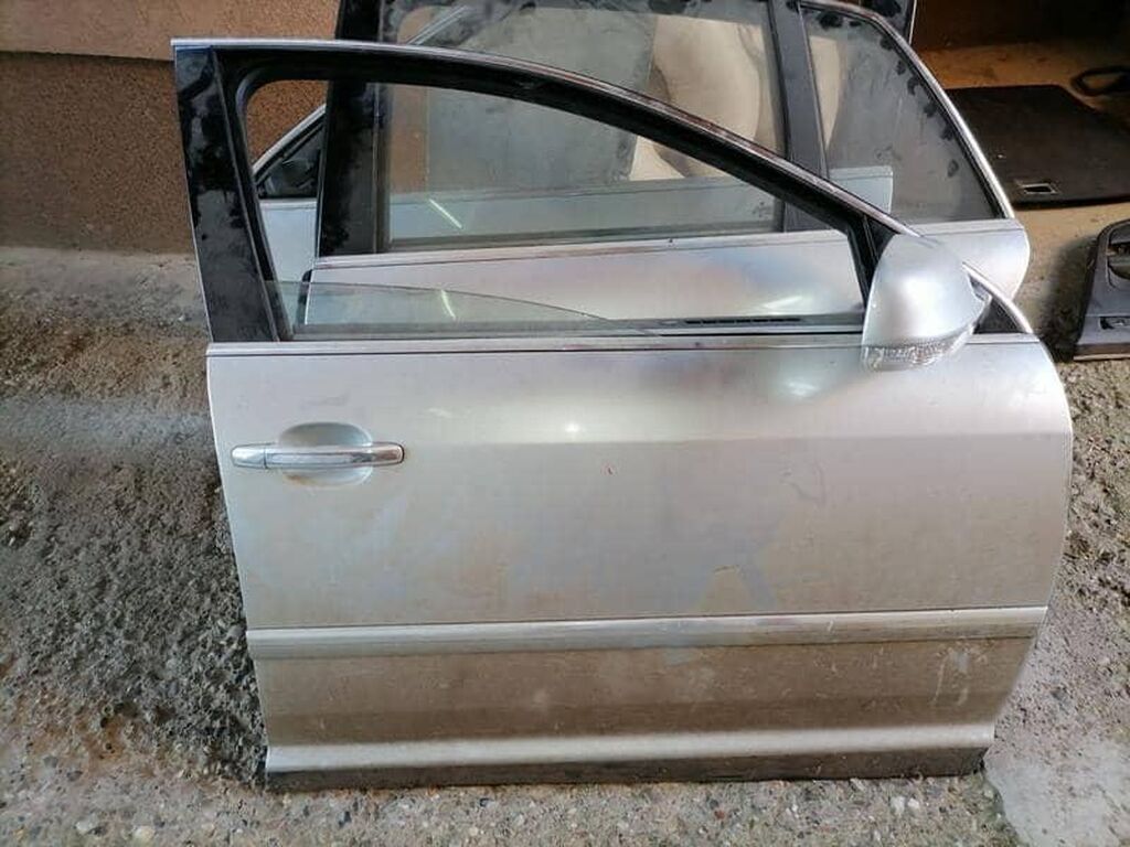 HAUBA I VRATA ZA VOLKSWAGEN PHAETON | Far, maska,hauba,branik