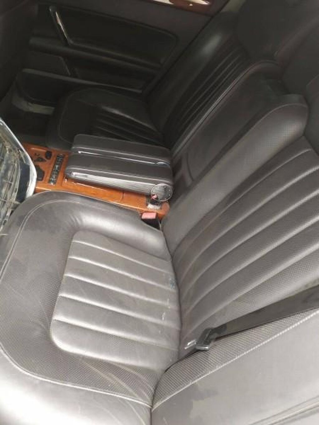 ENTERIJER ZA VOLKSWAGEN PHAETON OD 2001. DO 2009. GOD. | SERVIS I