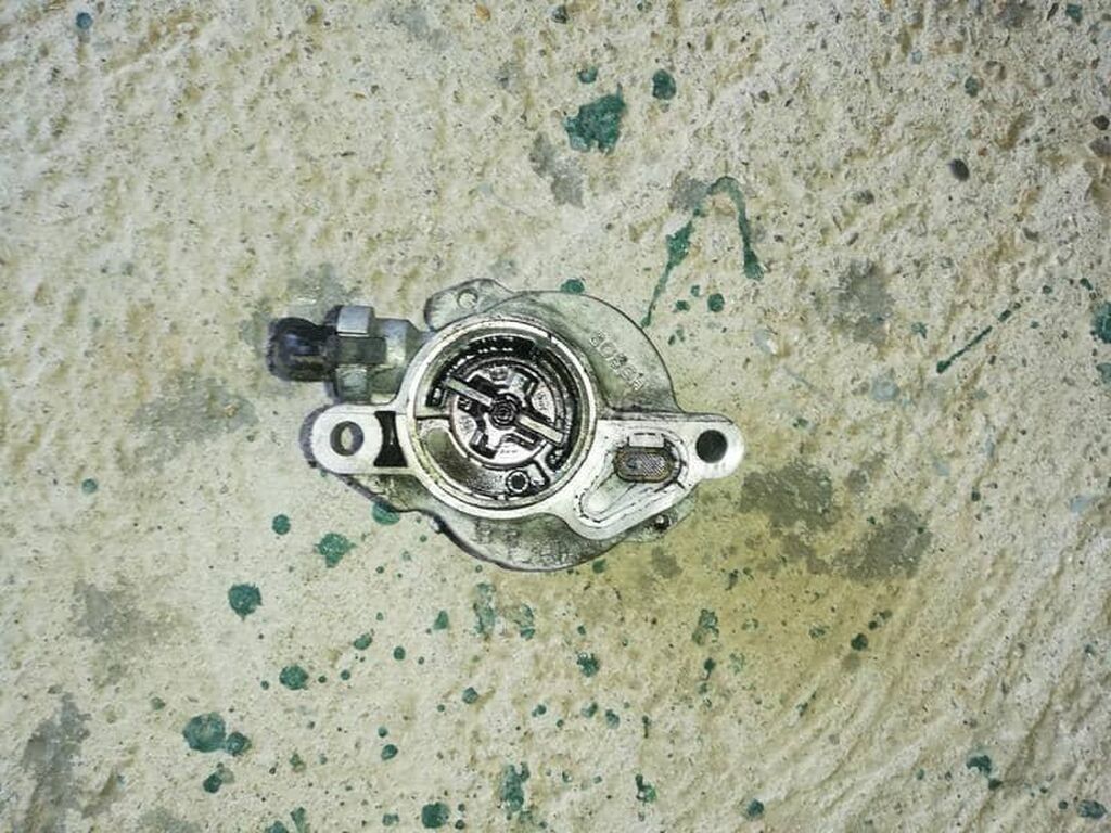 VAKUM PUMPA ZA 1.6HDI ZA PEUGEOT 207, 307, 407 |