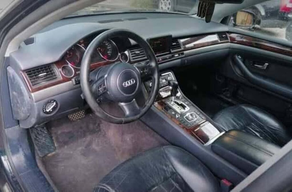 HAUBE KRILA VRATA FAROVI ZA AUDI A8 OD 2003. DO 2008. GOD. | AUDI A8