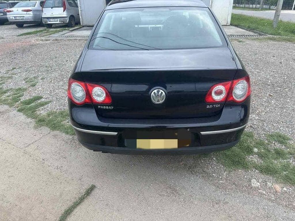 STOP LAMPE LIMUZINA ZA VOLKSWAGEN PASSAT B6 OD 2005. DO 2009. GOD. |