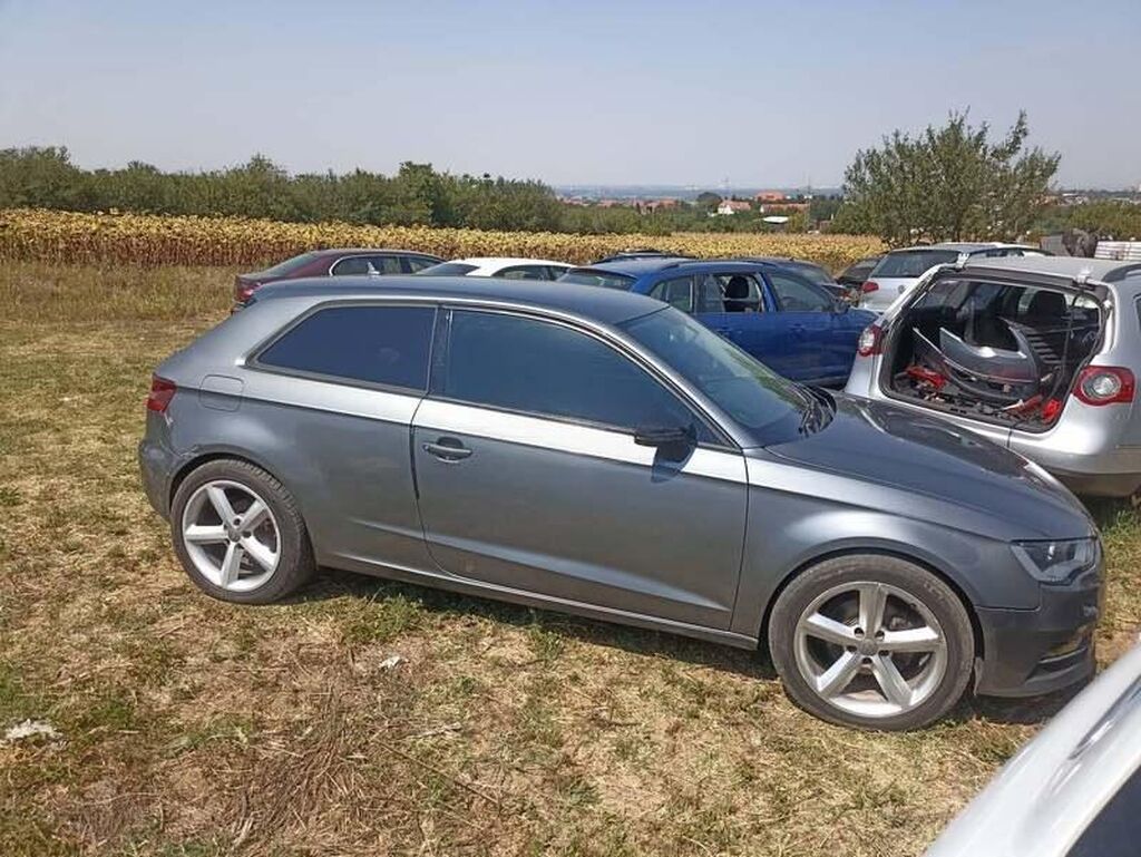 8V DESNA POLUSTRANICA ZA AUDI A3 OD 2013. DO 2017. GOD. | AUDI A3 8V