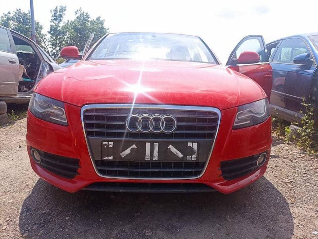 S LINE BRANICI ENTERIJER ITD ZA AUDI A4 OD 2008. DO 2012. GOD. |