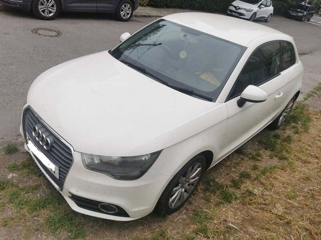 KUPE LEVI HALOGENI FAR ZA AUDI A1 OD 2010. DO 2014. GOD. | AUDI A1