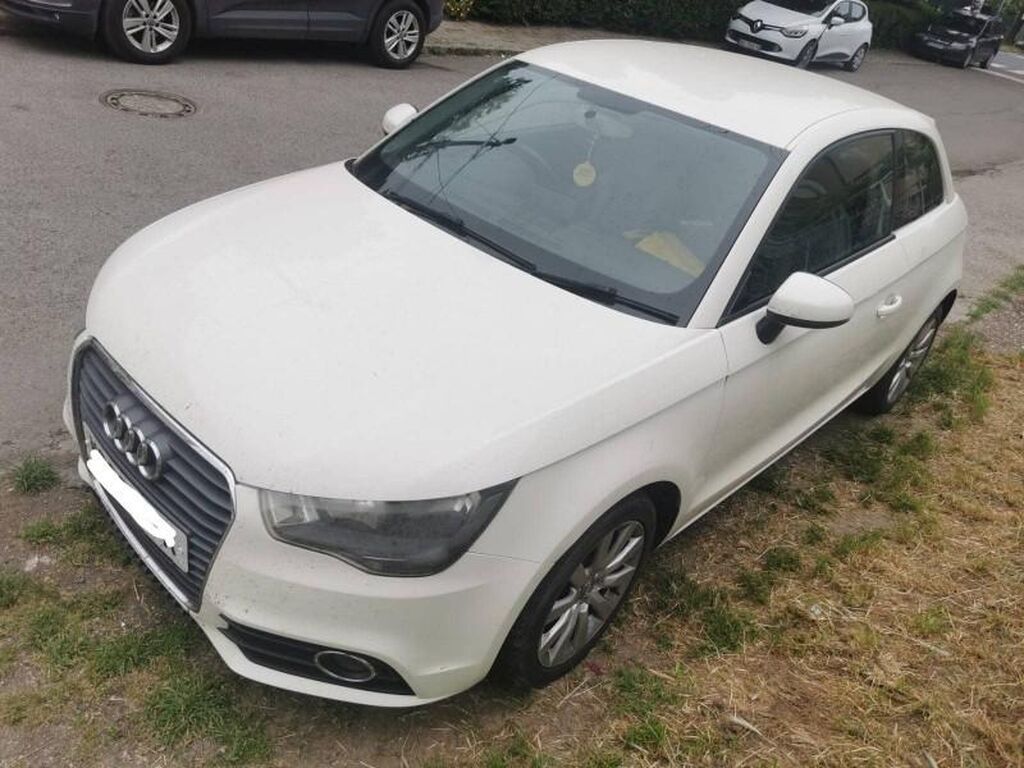 1.4 TFSI DESNI FAR ZA AUDI A1 OD 2010. DO 2014. GOD. | AUDI A1