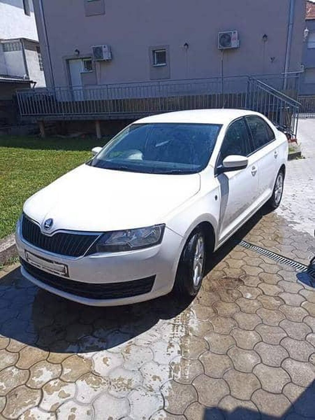 HAUBE KRILA VRATA BRANICI ITD ZA ŠKODA RAPID OD 2013. DO 2019. GOD. |