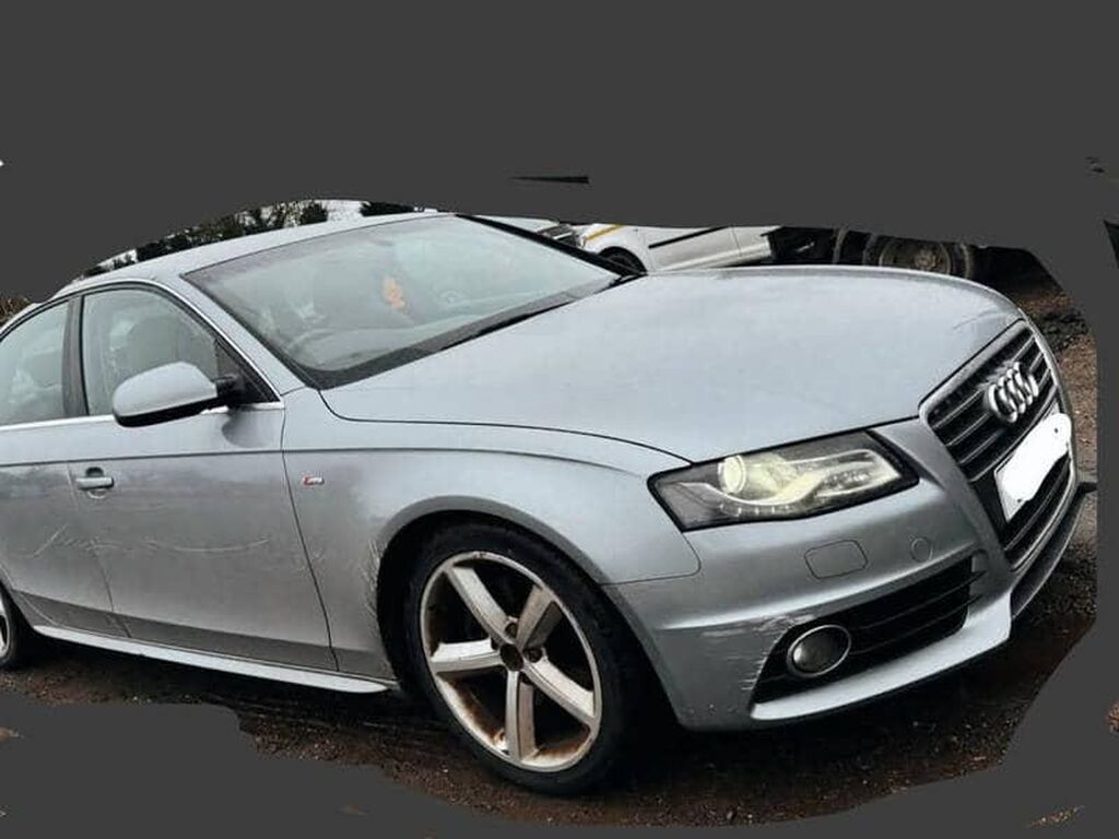 B8 S LINE VOLAN SA SIFTERIMA ZA AUDI A4 OD 2007. DO 2012. GOD. |