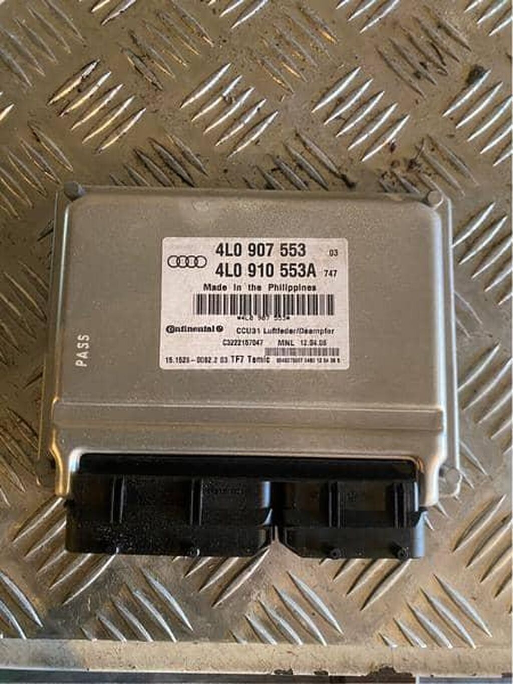 KOMPJUTER VAZDUSNOG OGIBLJENJA ZA AUDI Q7 OD 2005. DO 2015. GOD. |