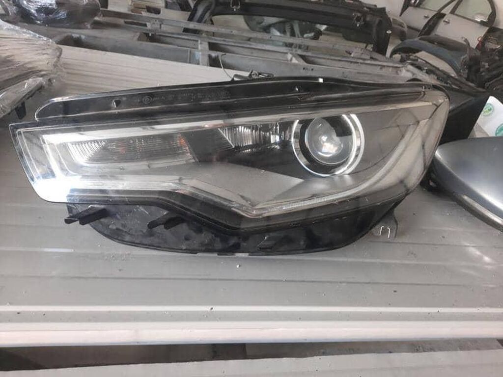 FAR XENON ZA AUDI A6, A6 ALLROAD OD 2011. DO 2018. GOD. | Kompletan