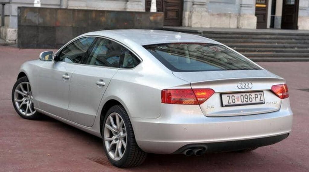 VRATA, KRILA, HAUBA ZA AUDI A4, A5, A6 . OD 2004. DO 2016. GOD. |