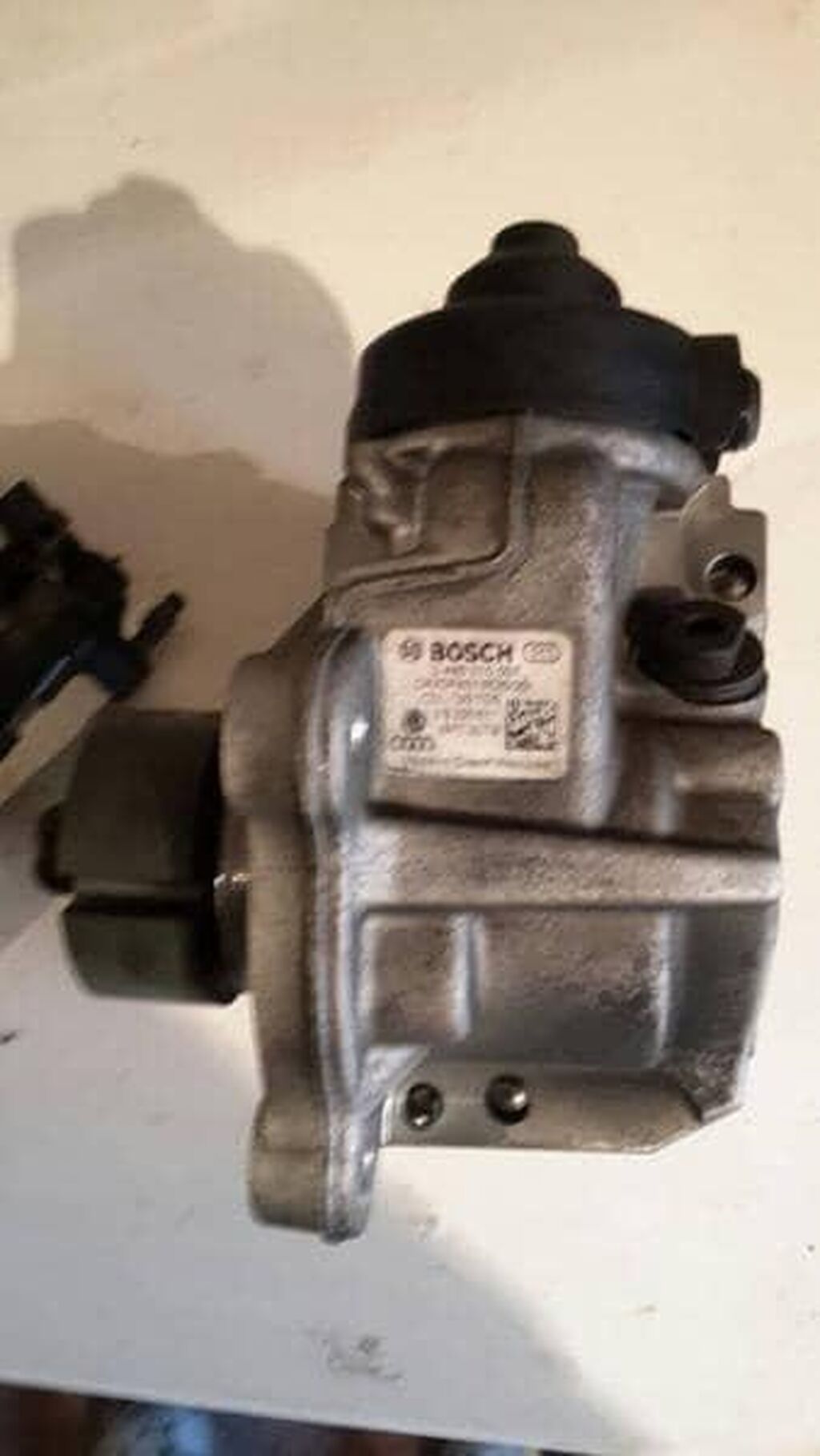 BOSCH PUMPA I DIZNE ZA AUDI A3, A4, A4 ALLROAD . OD 2008. DO 2016