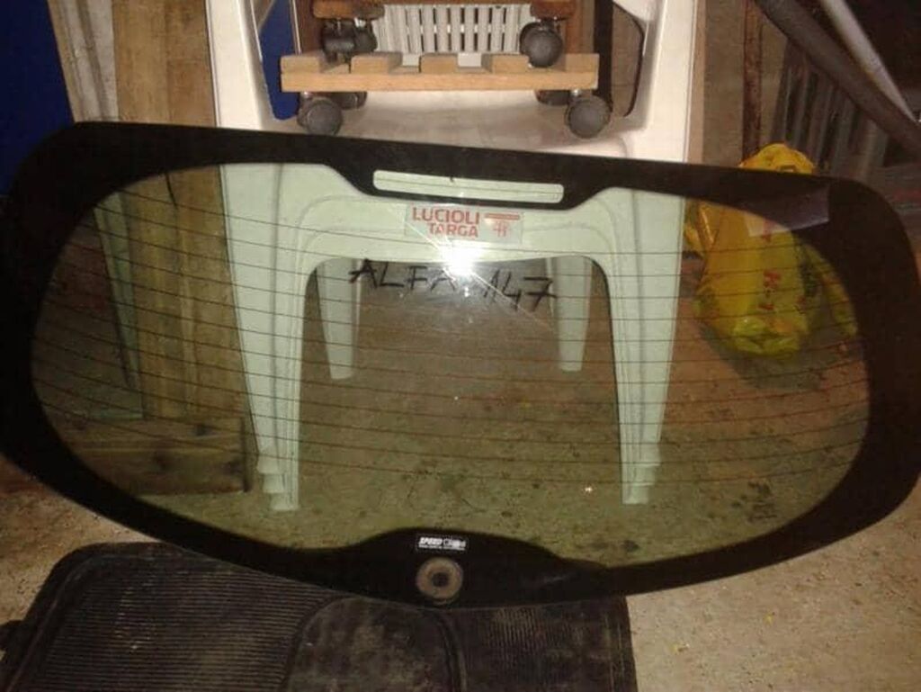 STAKLO GEPEKA ZA ALFA ROMEO 147 | Staklo gepeka Alfa rome 147