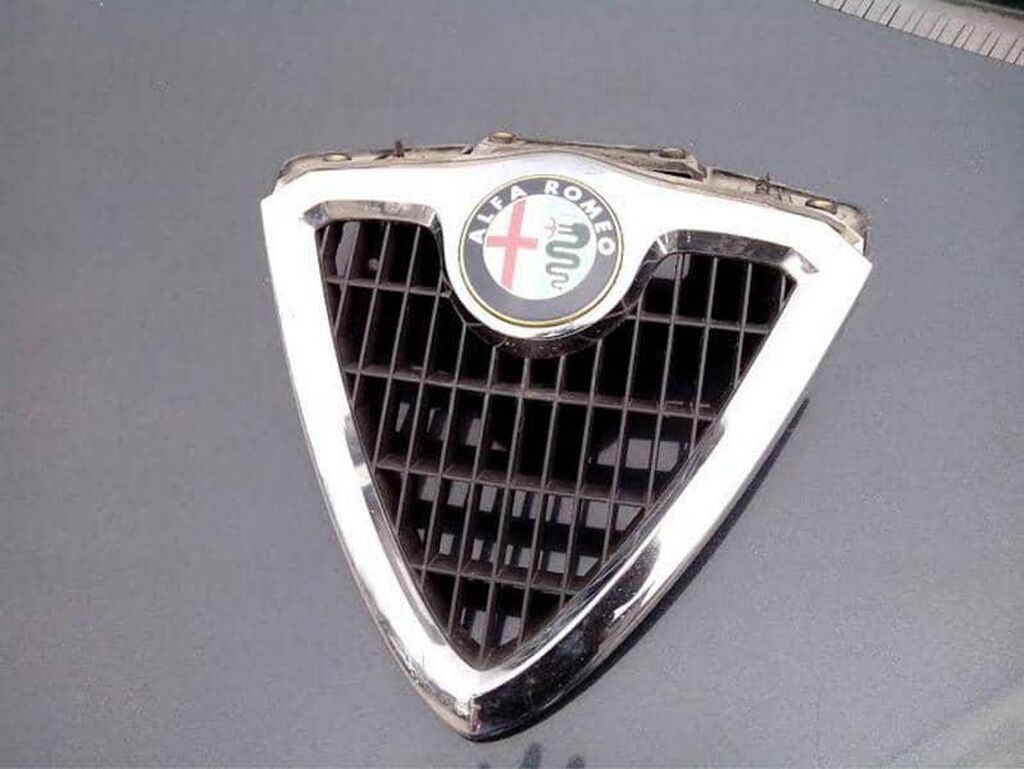 MASKA SA ZNAKOM ZA ALFA ROMEO 156, 156 CROSSWAGON | Prednja maska za