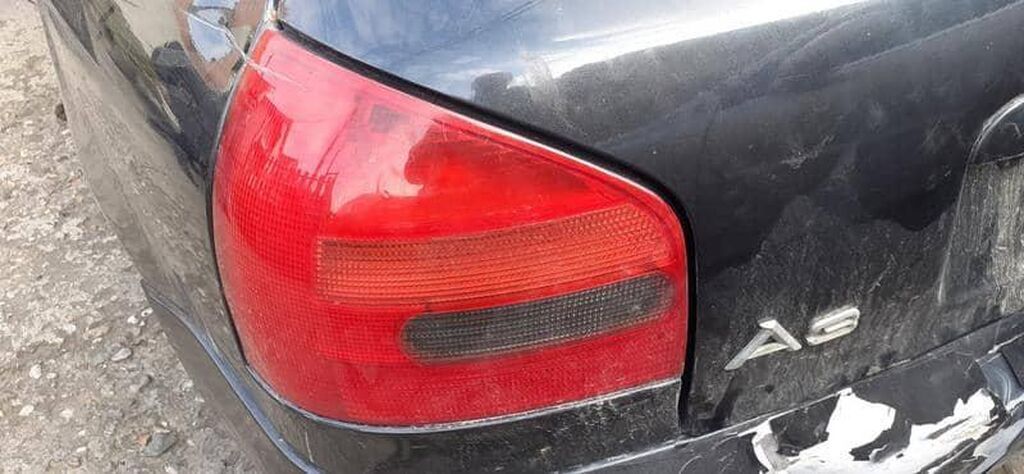 STOP SVETLA ZA AUDI A3 OD 1998. DO 2002. GOD. | stop svetla za A3 8L