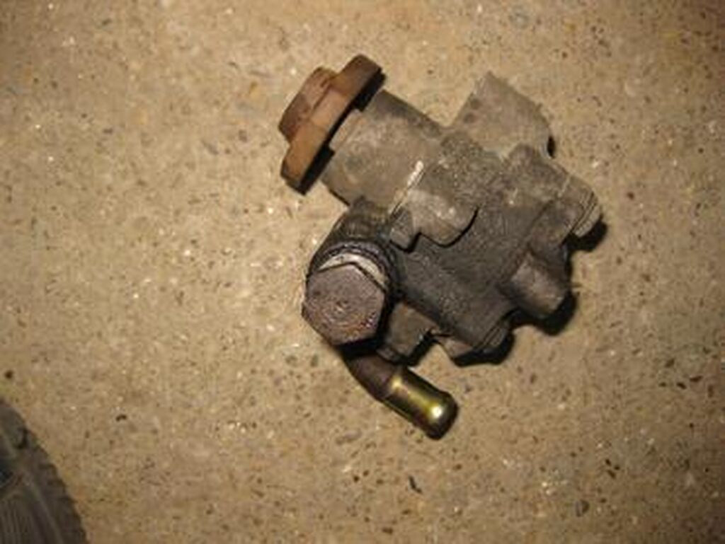 SERVO PUMPA ZA SEAT IBIZA, LEON OD 2001. DO 2005. GOD. | servo pumpa
