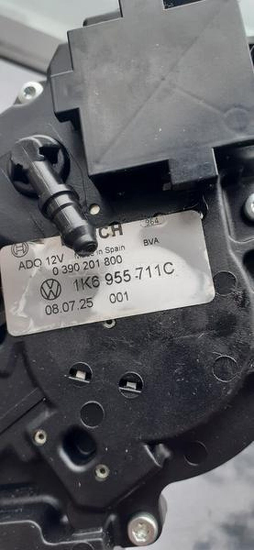 MOTOR ZADNJEG BRISAČA ZA VOLKSWAGEN GOLF 4, GOLF 5, GOLF 6 OD 1999. DO