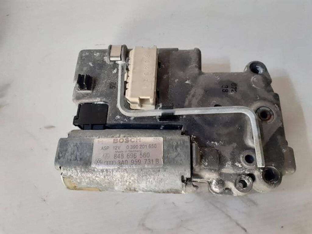MOTOR ŠIBERA ZA VOLKSWAGEN GOLF 3 OD 1986. DO 2000. GOD. | motor