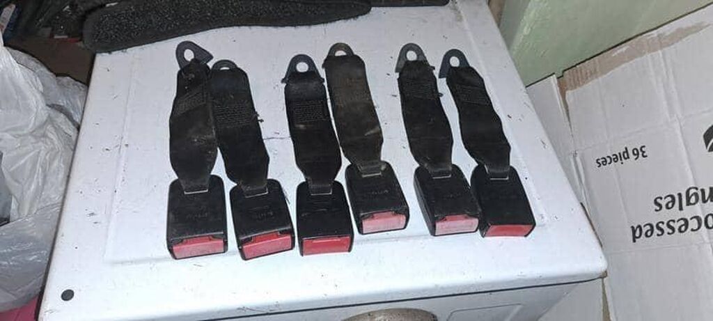 UTICNICE ZA POJAS ZA PEUGEOT 206 | imam sve delove za peugeot 206