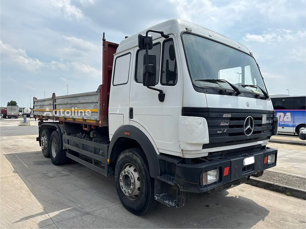 Mercedes-Benz 1844 SK kiper