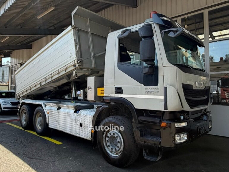 IVECO 260T45 Trakker kiper