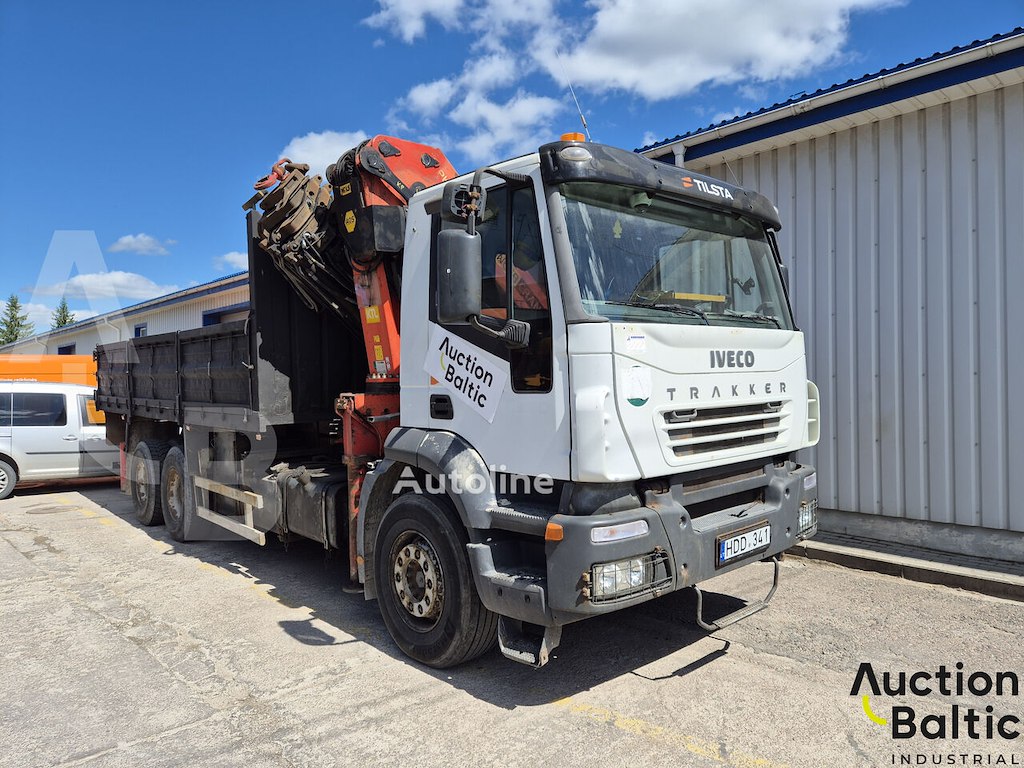 Prodaje se IVECO AD260T35 kiper na aukciji