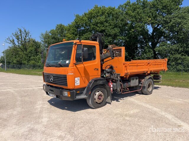 Prodaje se Mercedes-Benz B1217N37 kiper na aukciji