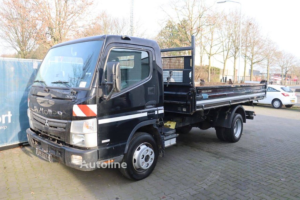Prodaje se Mitsubishi Fuso kiper na aukciji