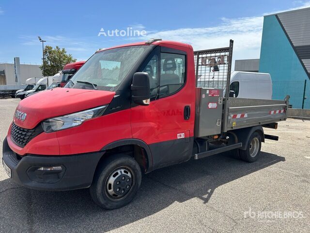 Prodaje se IVECO 35C14 kamion kiper < 3.5t na aukciji