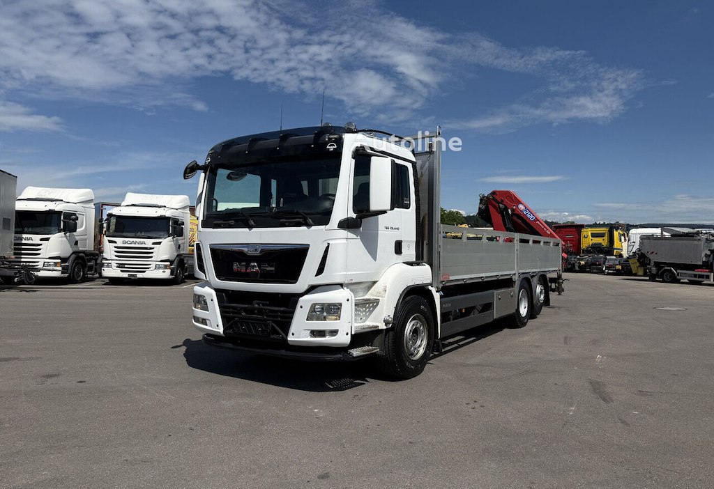 MAN TGS 26.440 kamion s ravnom platformom