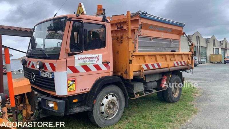 Prodaje se Mercedes-Benz 1317 kamion s ravnom platformom na aukciji