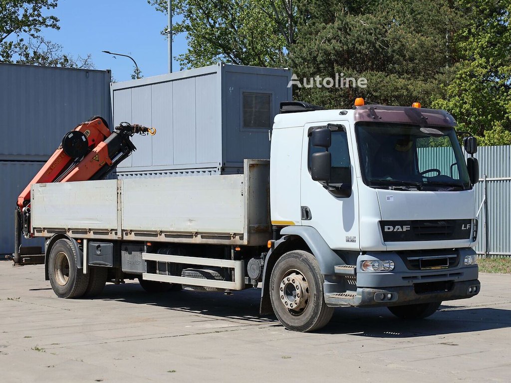 DAF LF 55.300, EURO 5, 18 TUN, HYDRAULICKÁ RUKA PALFINGER PK 14001-E kamion s ravnom platformom