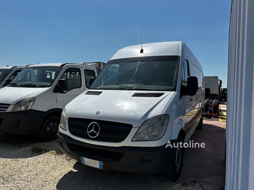 Mercedes-Benz Sprinter 311 CDI Euro4 Klima ABS Manualgetriebe minibus furgon