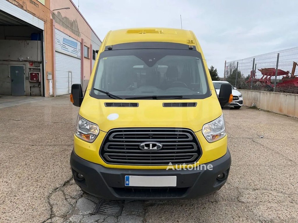 Ford Transit putnički minibus