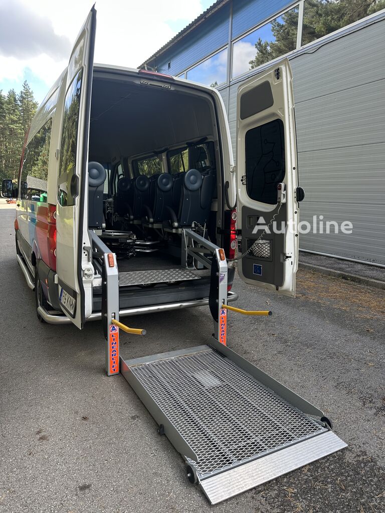 Volkswagen Crafter 2.0 TDI putnički minibus