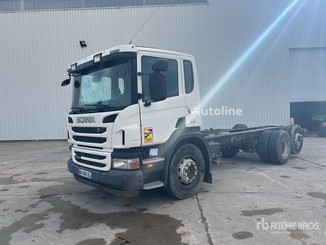 Prodaje se Scania P400 kamion šasija na aukciji