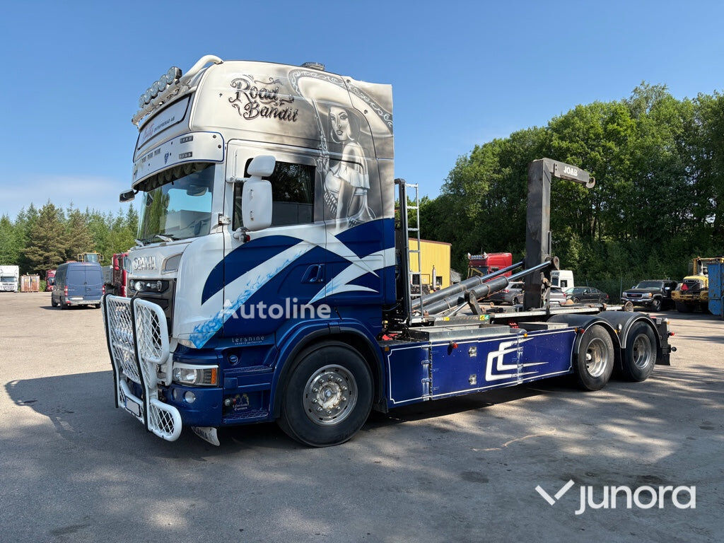 Prodaje se Scania R520LB6X2*MLB rol kiper sa kukom na aukciji
