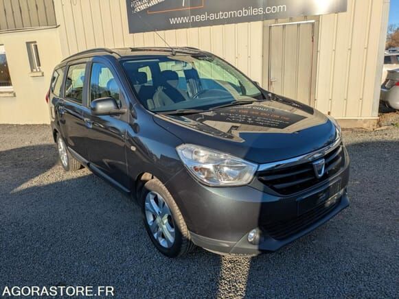 Prodaje se Dacia LODGY laki furgon na aukciji