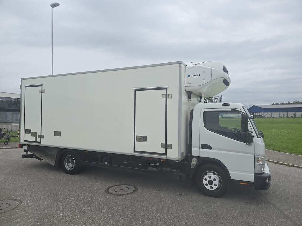 Mitsubishi Fuso 9C18 / tail lift / refrigerated truck kamion hladnjača