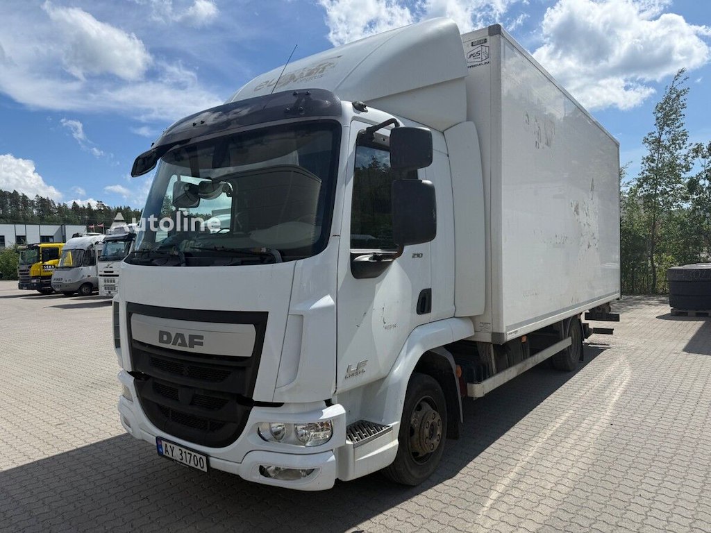 Prodaje se DAF LF kamion hladnjače na aukciji