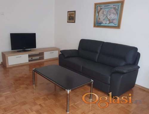 Blok 28,2.0 renoviran u prizemlju,pogodan za pp ID#19361