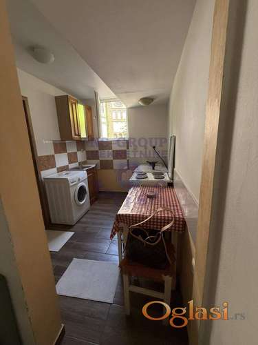 Garsonjera od 18m² u samom centru Novog Sada