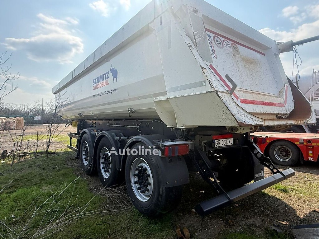 Prodaje se Schmitz Cargobull SCB S3D poluprikolicu kipera na aukciji