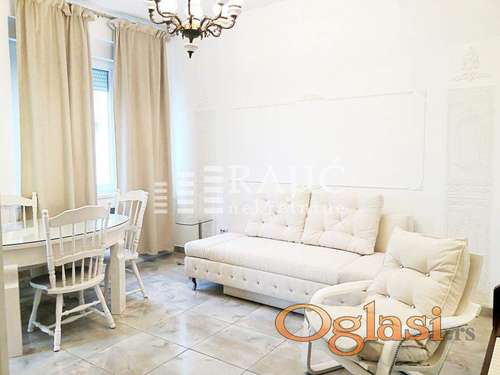Centar(Trg republike)40m2,1.5-renoviran,šarmantan #4563