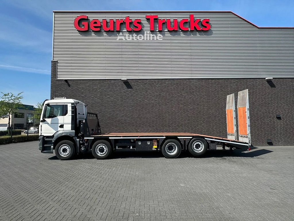 MAN TGS 35.520 8X2 OPRIJWAGEN/MACHINE TRANSPORTER/PLATEAU/ autotransporter