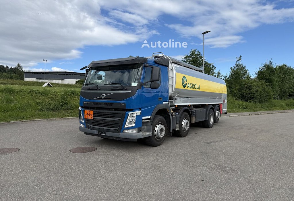 Volvo 638 FM-420 autocisterna za gorivo