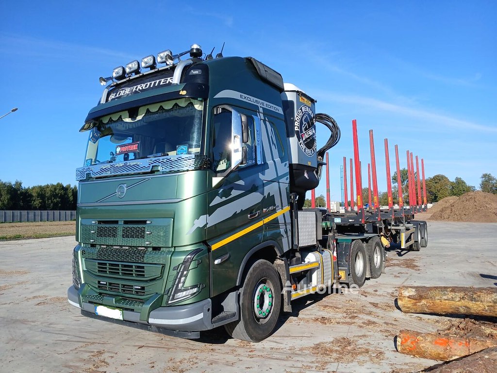 Volvo kamion za prevoz drva